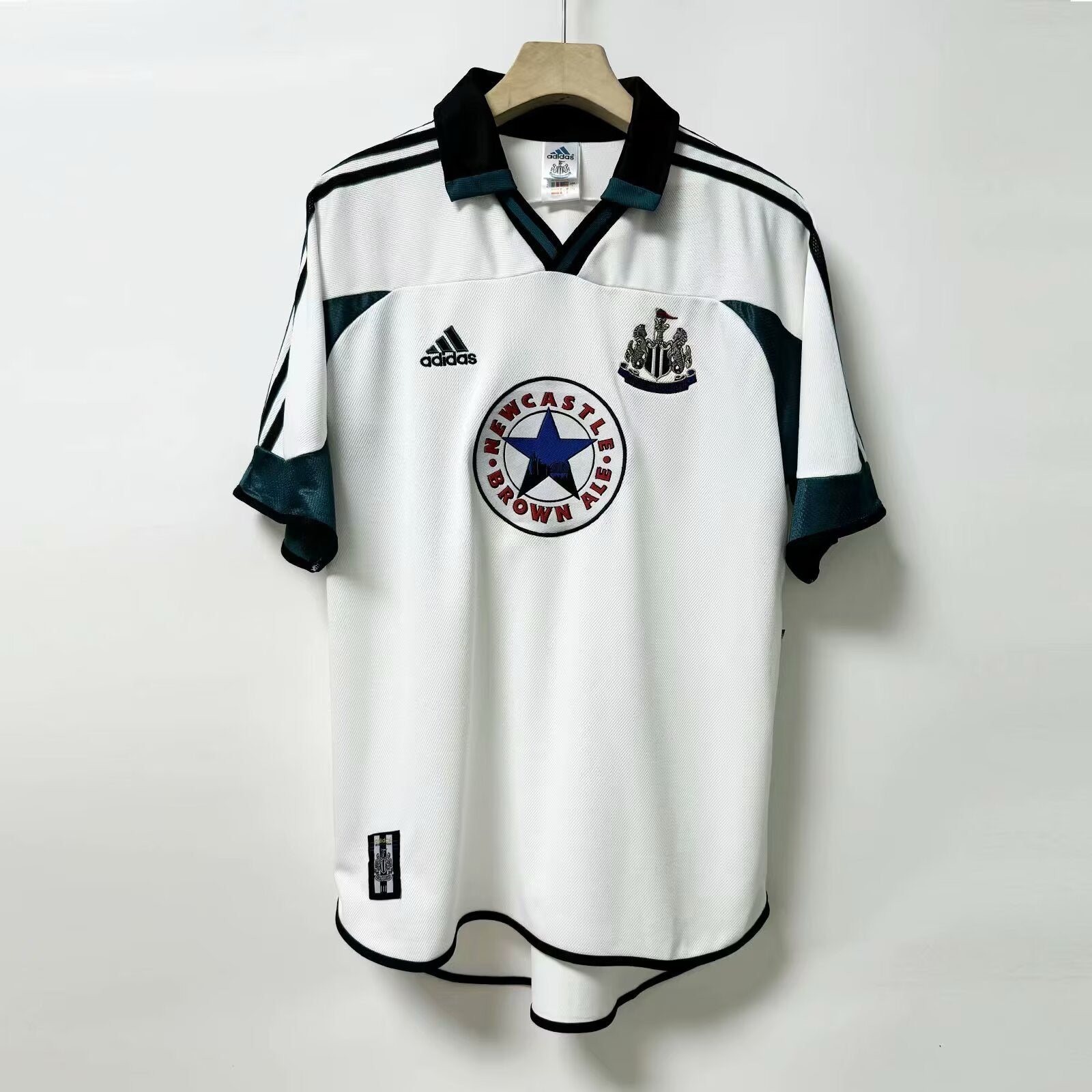 Newcastle United 1999-00 Away Jersey – Vintage Kitman