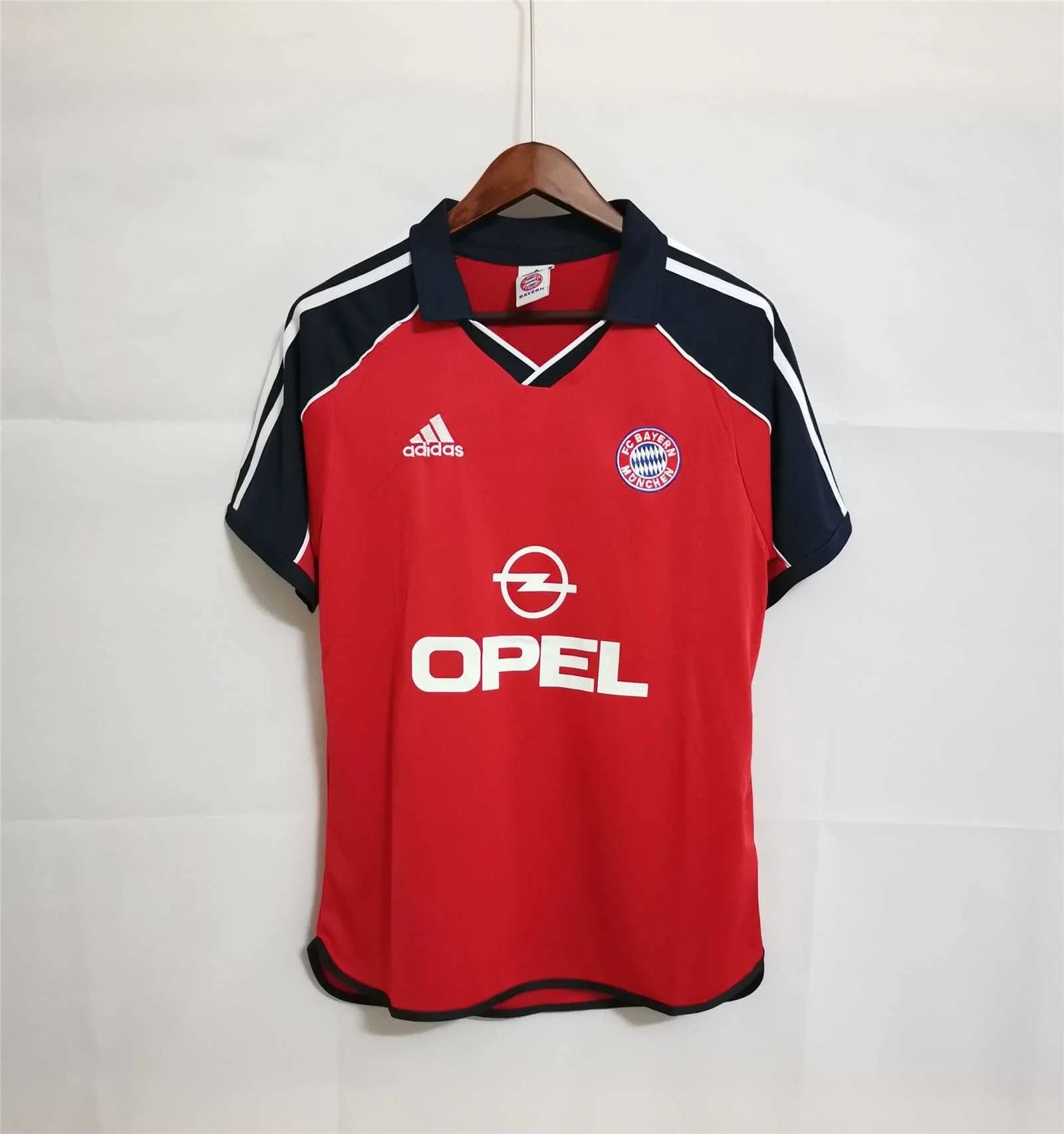 FC Bayern Munich 2000-2001 UCL Jersey – Vintage Kitman